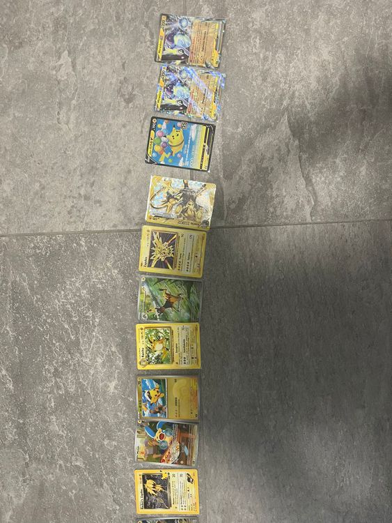Collezione di carte Pokemon -Offerta Top! (Usato) a Castione per CHF 89 ...