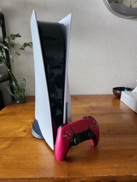 PS5 Edition Standard avec manette rouge | Kaufen auf Ricardo