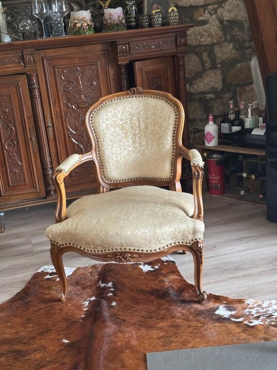 Antike Sessel Mit Armlehne
