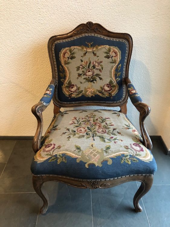 Antiker Armlehstuhl mit Gobelin | Kaufen auf Ricardo