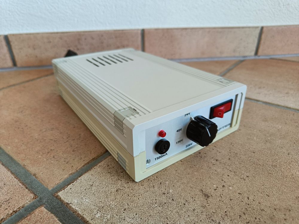 Stufen AC-Adapter 24/48/120/220V 80VA Labornetzteil galvanis (Gebraucht ...