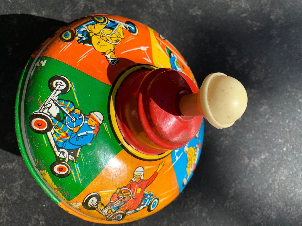 Blechkreisel Antik (Gebraucht) in Wettingen für CHF 15 – mit Lieferung auf Ricardo kaufen