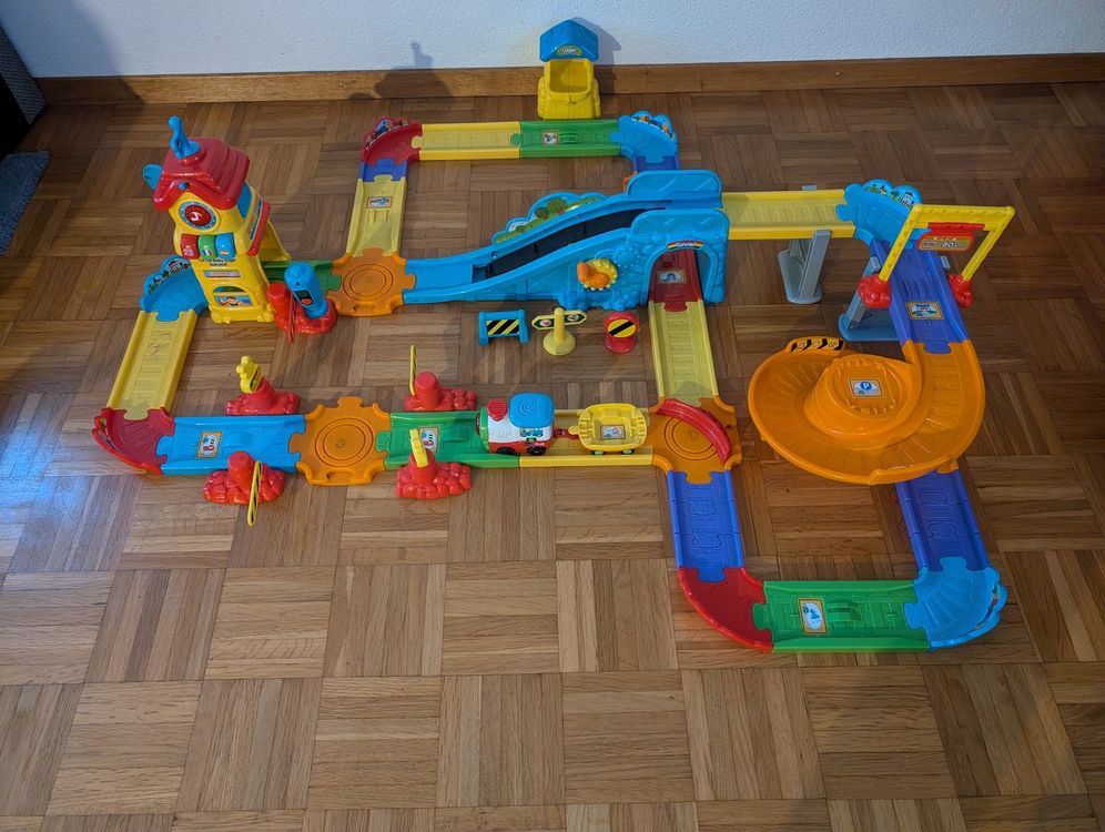 VTech Tut Tut Flitzer Züge Bahnhof (Gebraucht) in Waldkirch für CHF 23 – mit Lieferung auf ...
