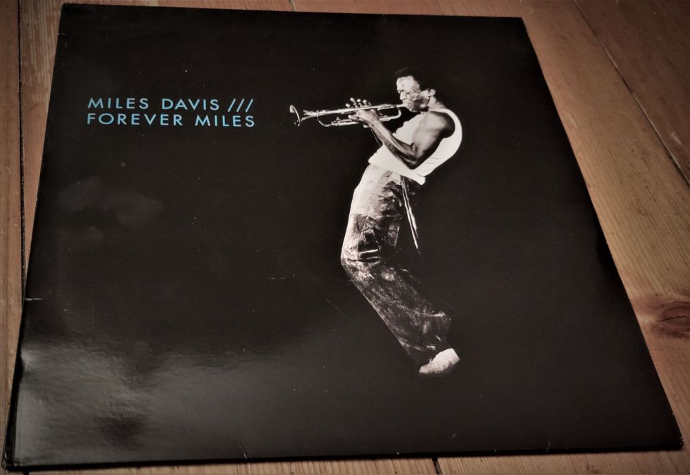 Miles Davis - Forever Miles Vinylplatte (2012) | Kaufen auf Ricardo