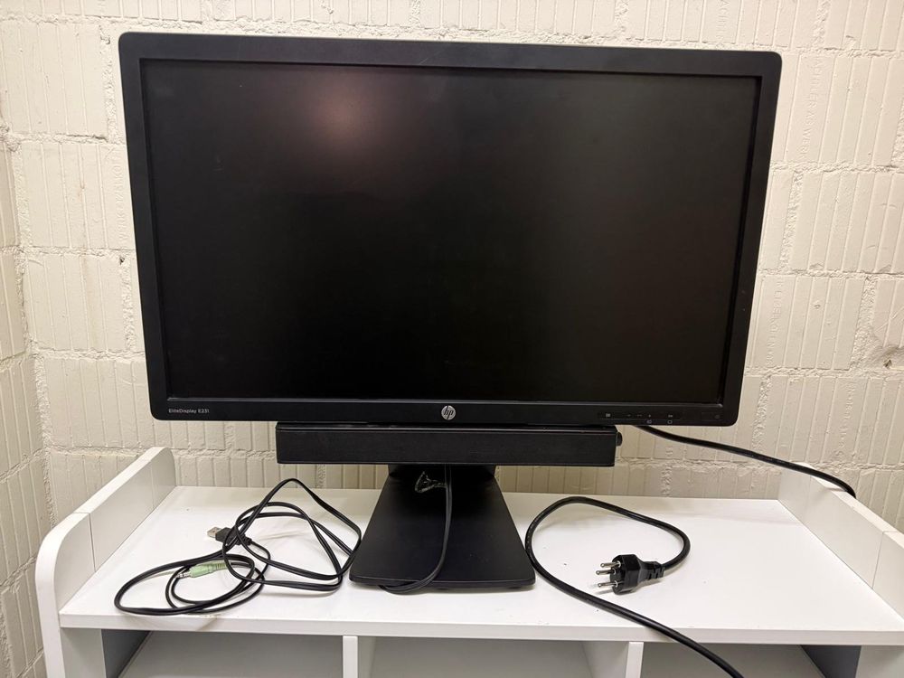 HP EliteDisplay E232 Monitor - Top Zustand, Schwarz! (Gebraucht) in ...