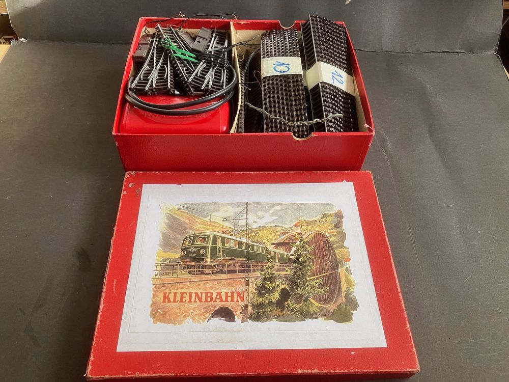Kleinbahn Schachtel mit Zug, Trafo, Schienen, Weichen, etc. (Gebraucht ...