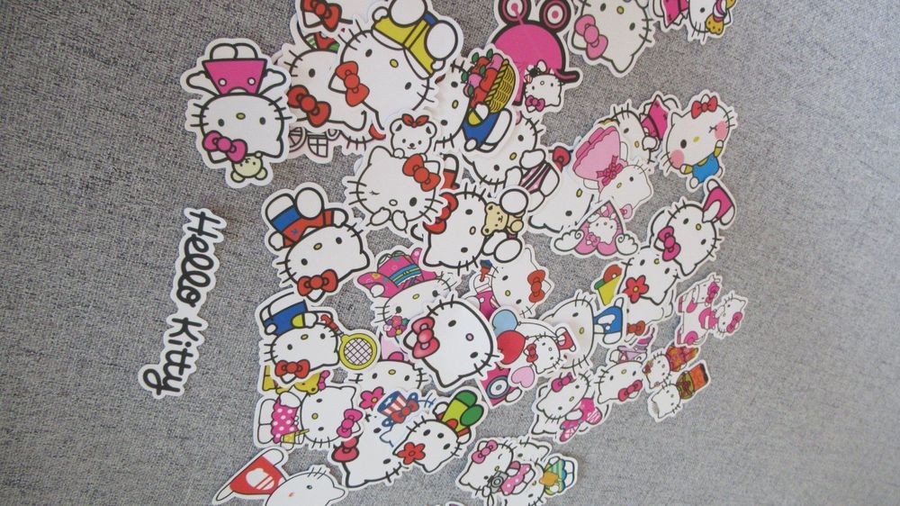 50 Hello Kitty Stickers / Aufkleber | Acheter sur Ricardo