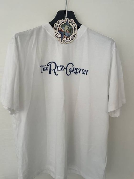 The Ritz-Carlton Late Check Out T-Shirt (Gebraucht) in Ponte Tresa für ...