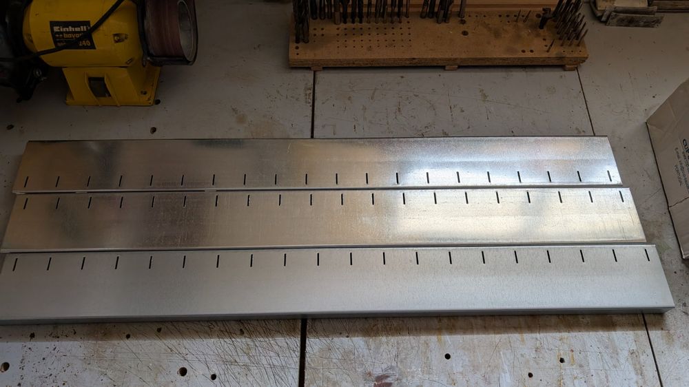 ERREX Metalltablar geschlitzt 3x - 3 Plateaux striés | Kaufen auf Ricardo