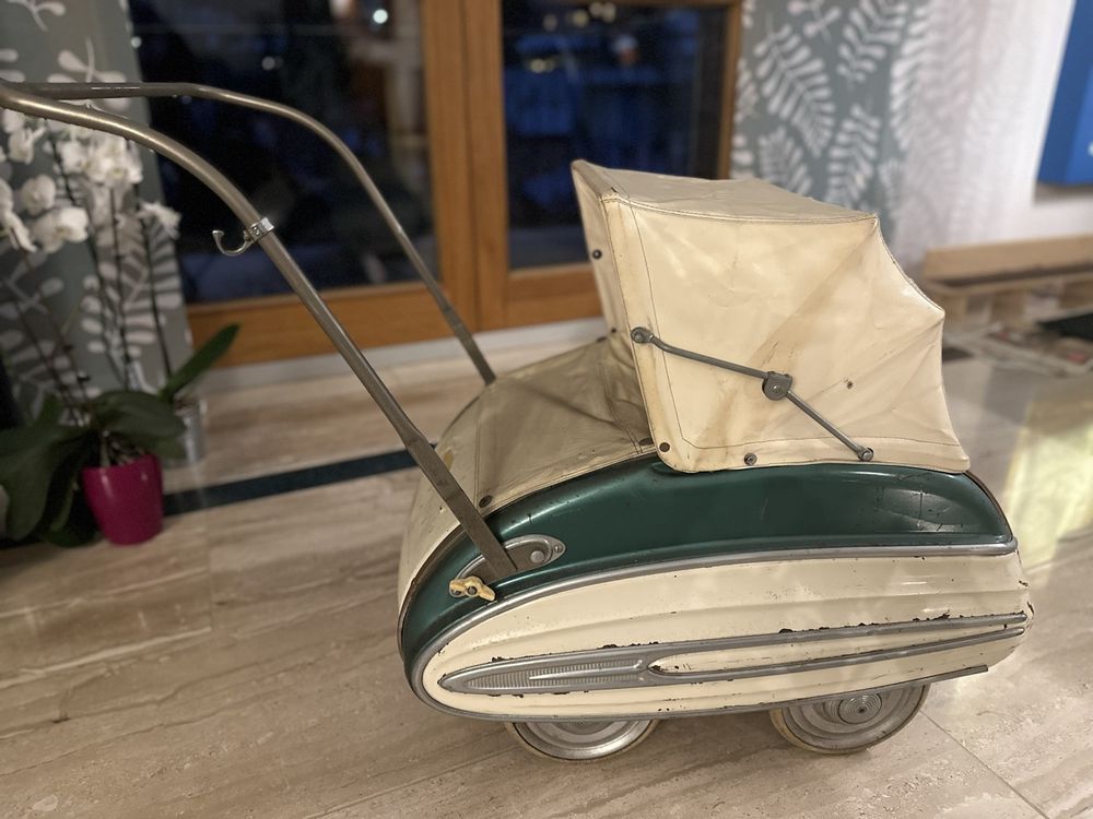 Antiker Puppenwagen Wisa Gloria (Gebraucht) in Muttenz für CHF 20 – nur Abholung auf Ricardo kaufen