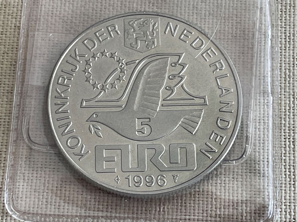 2 Monnaies de 5 Euros de 1996 Pays-Bas 32 mm Belgique 37 mm (D'occasion ...