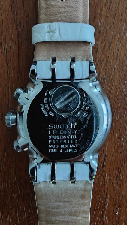 swatch IRONY Damenuhr - Weiss mit Lederband (Gebraucht) in Beinwil am ...