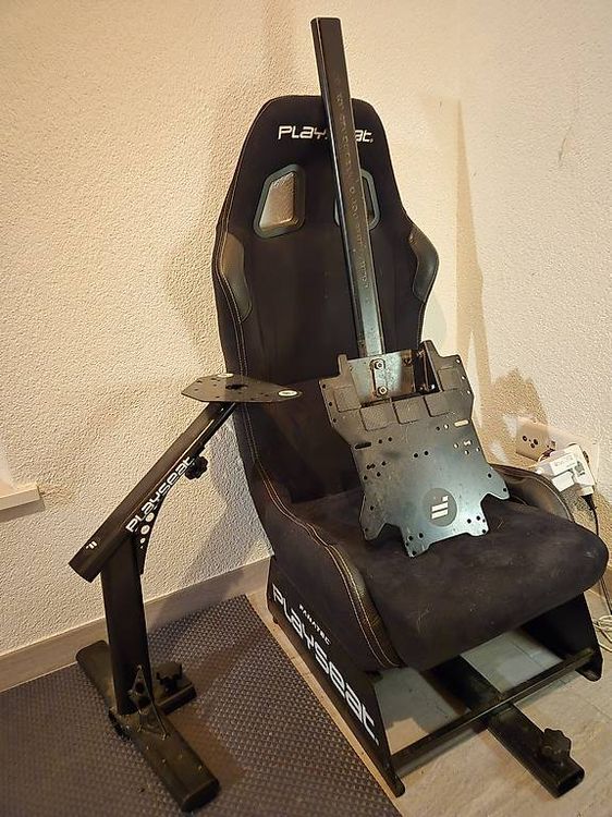 Playseat Evolution Alcântara (Gebraucht) in Travers für CHF 200 – nur ...