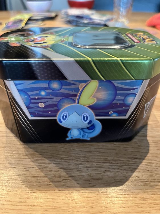 Pokémon Blechdose (Gebraucht) in Tägerwilen für CHF 12 – mit Lieferung ...