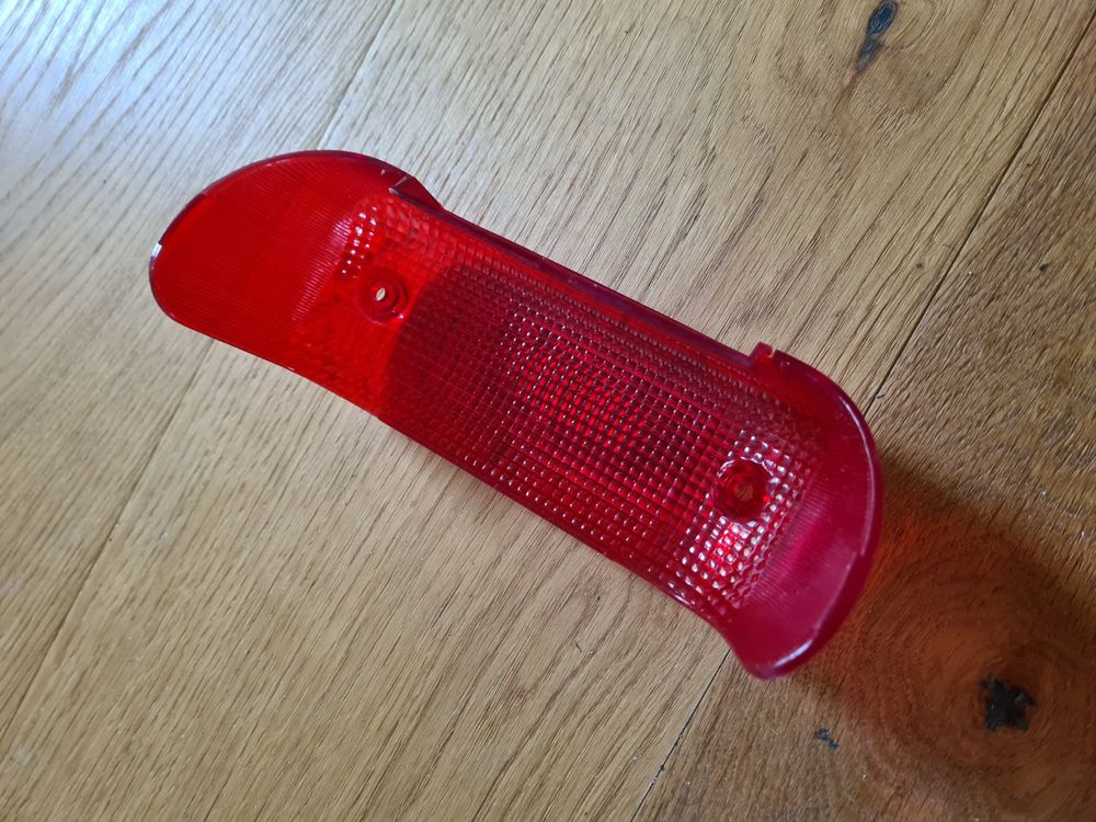 NOS PIAGGIO ORIGINAL Rücklichtabdeckung FREE Post CEV 415 (Neu (gemäss ...