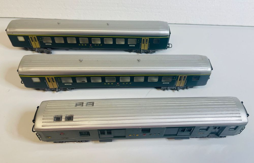 2 Personenwagen Märklin, 1 Postwagen HAG | Acheter sur Ricardo