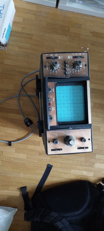 oscilloscope retro D1016 (Defekt) in Sion für CHF 1 – nur Abholung auf ...