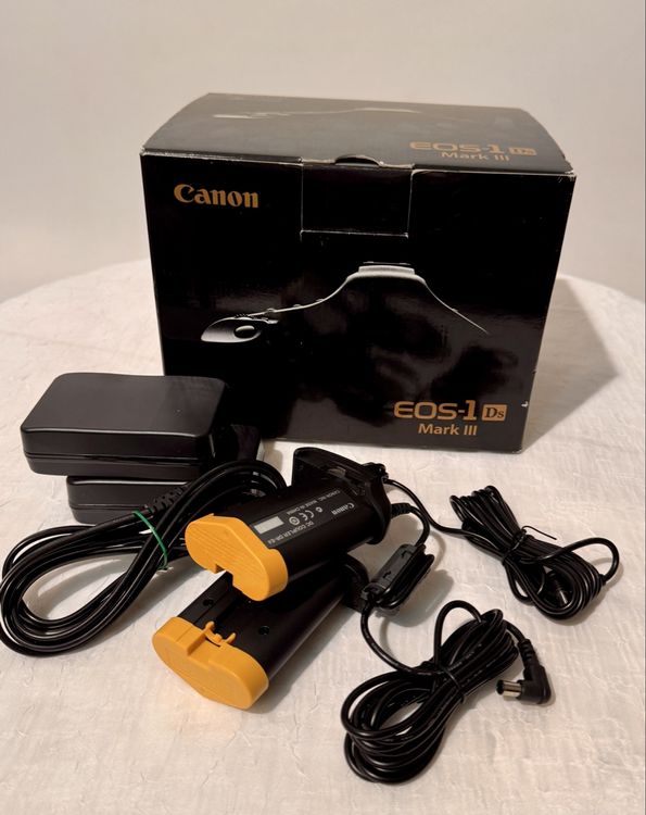 Canon EOS-1 Ds Mark III, Akkus,Ladegerät, Blitz Top! (Gebraucht) in ...