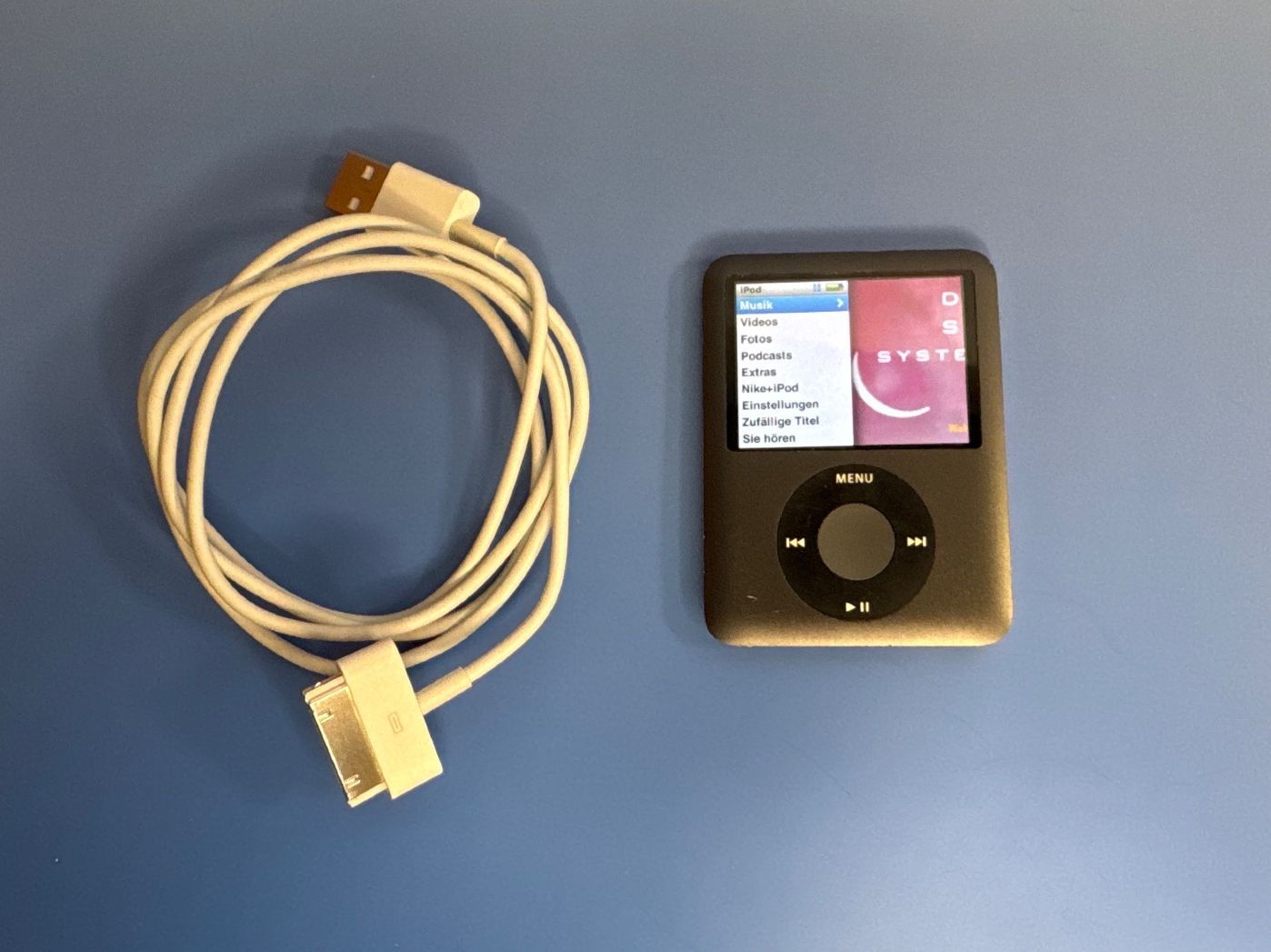 Vor Weihnachten! Apple iPod Nano 3 8GB Schwarz Musik MP3 (Gebraucht) in ...