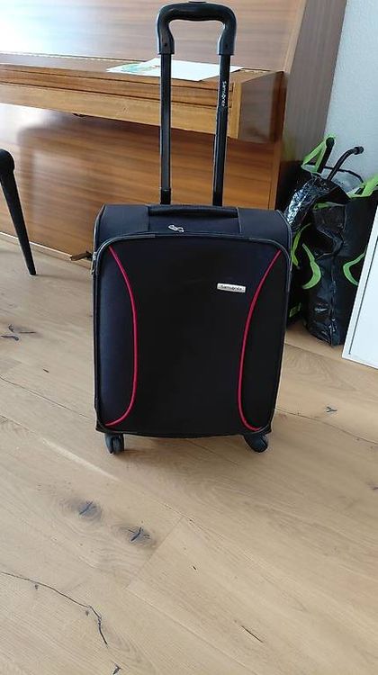 Valise (D'occasion) à Rossemaison pour CHF 20 – retrait uniquement ...