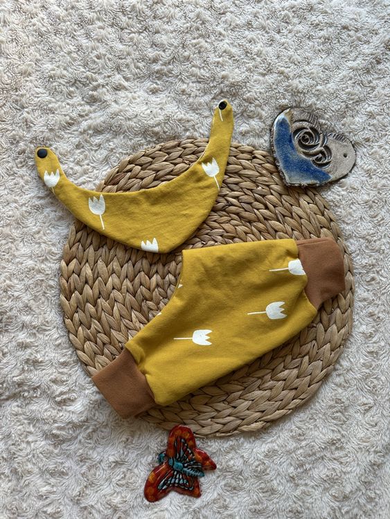 Süsses Babyset, Pumphose & Halstuch, Gr. 56/62 (Neu und originalverpackt) in Berikon für CHF 25 ...