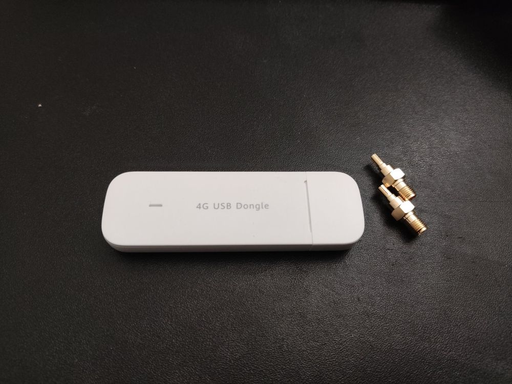 Huawei 4G USB Dongle mit SMA Adaptern (Gebraucht) in für CHF 17 – mit ...