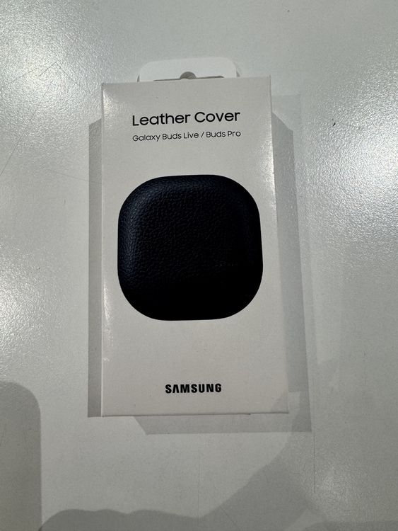 Samsung Lederhülle Galaxy Buds Live / Pro, Neu! (Neu und originalverpackt) in Hubersdorf für CHF ...