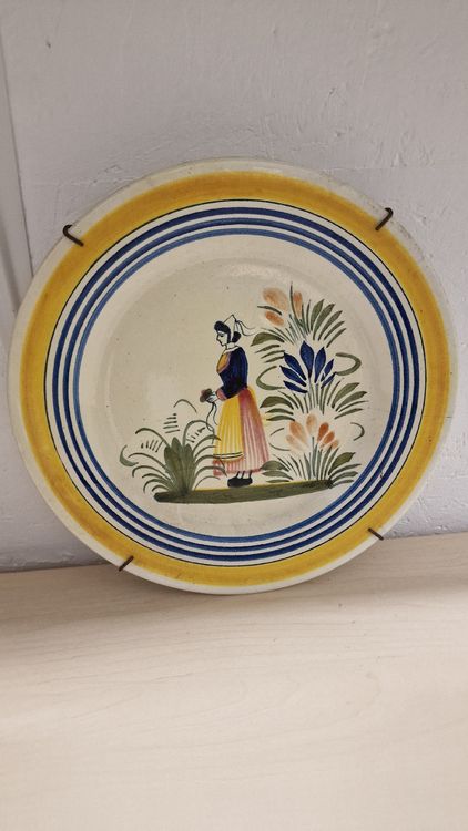Antiker Wandteller, Frankreich, Keramik, handbemalt (Gebraucht) in ...
