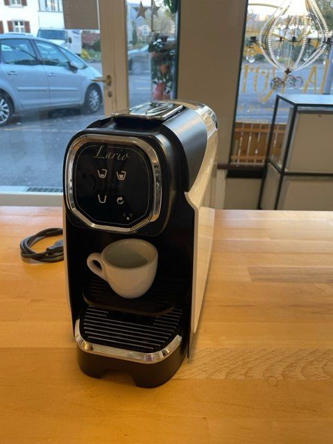 E.S.E Pad`s Kaffeemaschine CAPITANI (Lario) Weiss (Gebraucht) in Wettingen für CHF 190 – mit ...