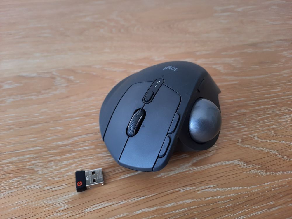 Souris ergonomique sans fil Logitech MX ERGO | Kaufen auf Ricardo