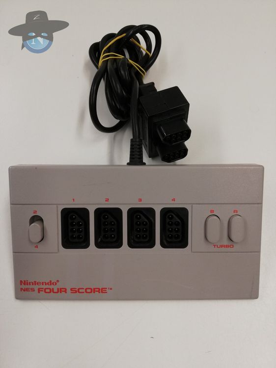 4 Player Adapter für Nintendo NES | Kaufen auf Ricardo