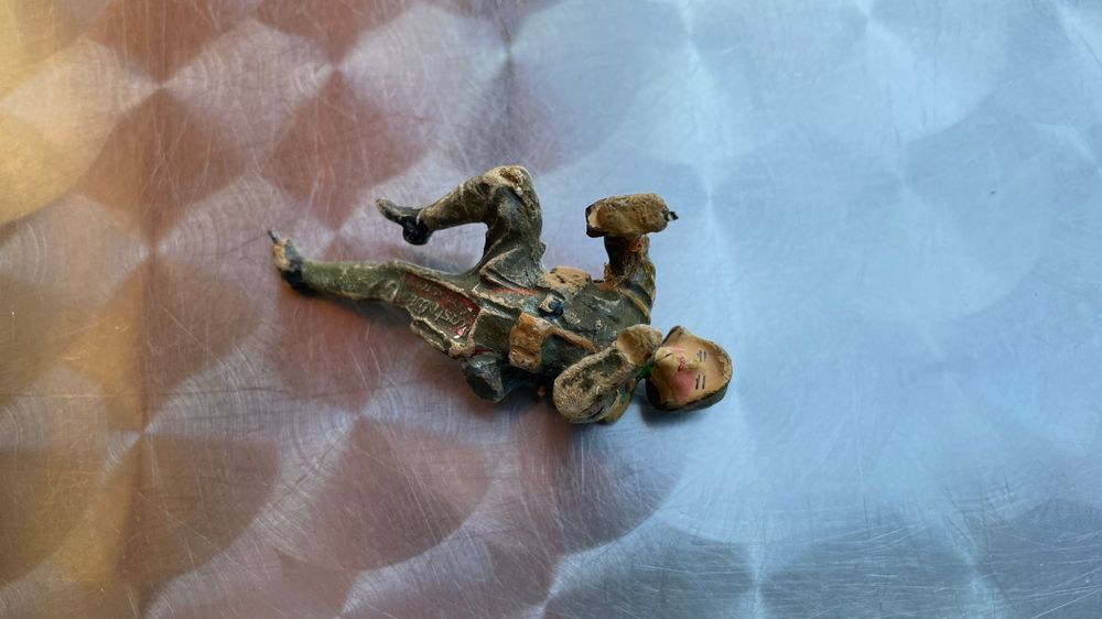 Schweiz Armee - Soldat beim robben - Elastolin Figur (Gebraucht) in Glattfelden für CHF 3.95 ...