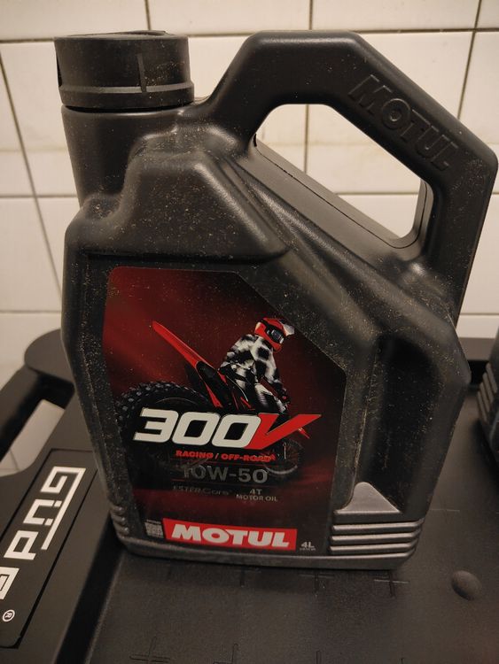 Motul 300 V 10W50 Racing Offroad (Neu und originalverpackt) in ...