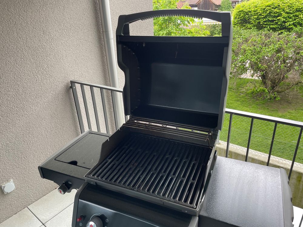 Gasgrill Weber Spirit E-220 Classic | Kaufen auf Ricardo
