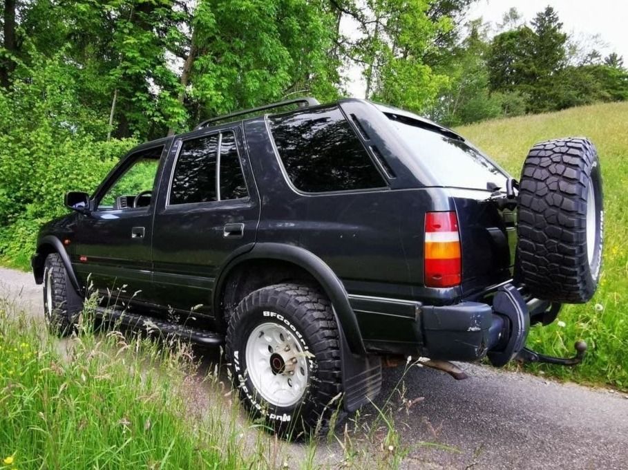 Opel Frontera A; 2,4i ccm, 4x4 (Gebraucht) in Hinwil für CHF 3201 – nur Abholung auf Ricardo kaufen