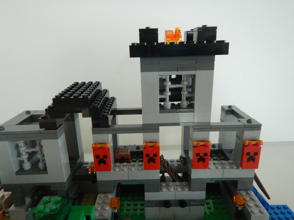 LEGO 21127 Minecraft Die Festung (Gebraucht) in Langendorf für CHF 69 ...