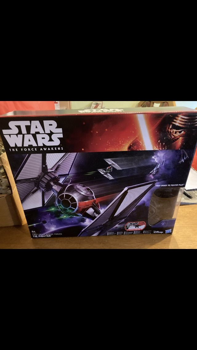 Star Wars (Neu (gemäss Beschreibung)) in Lodrino für CHF 65 – mit ...