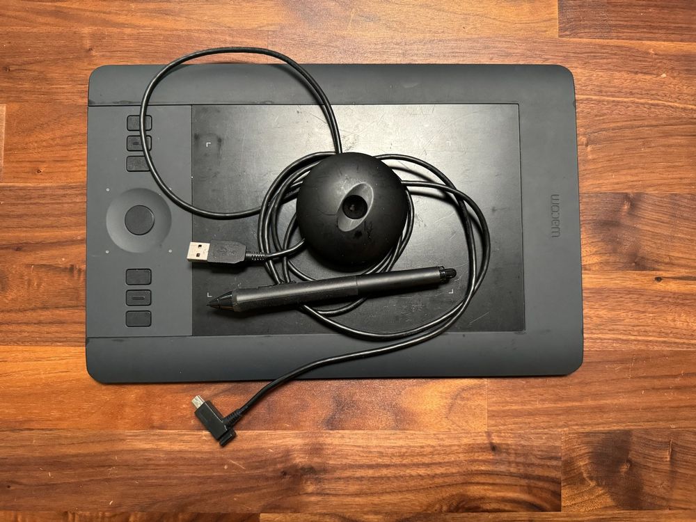 Intuos PRO Small - Pen Tablet PTH-451 | Kaufen auf Ricardo