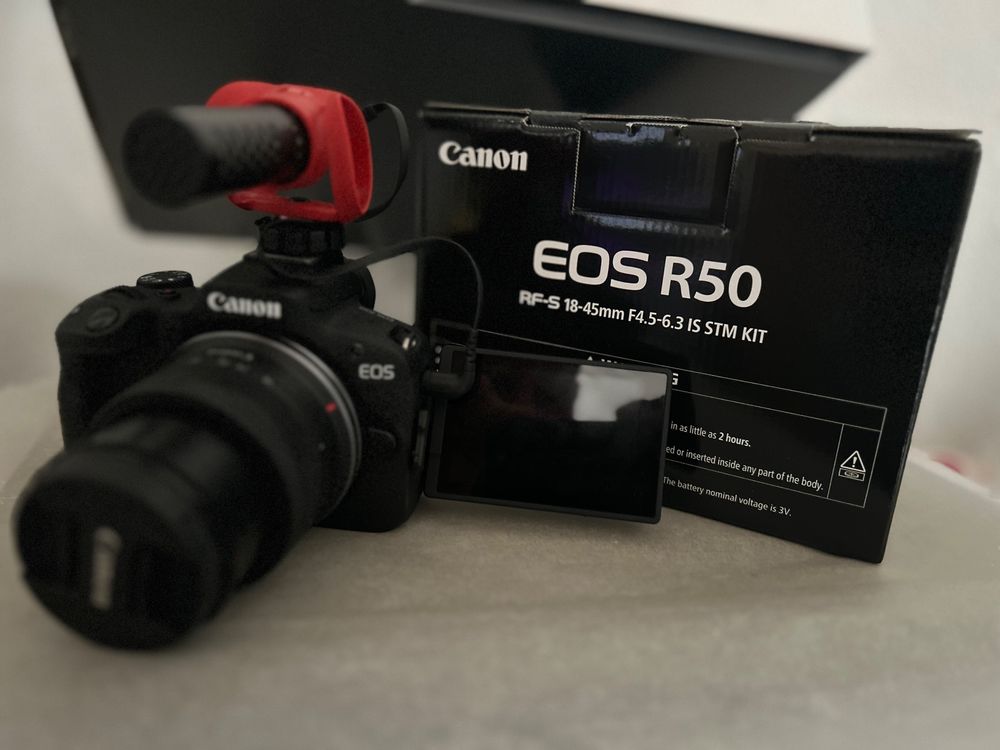 Canon EOS R50 + RF-S 18-45mm Kit mit Mikro und SD Karte (Gebraucht) in Pieterlen für CHF 520 ...