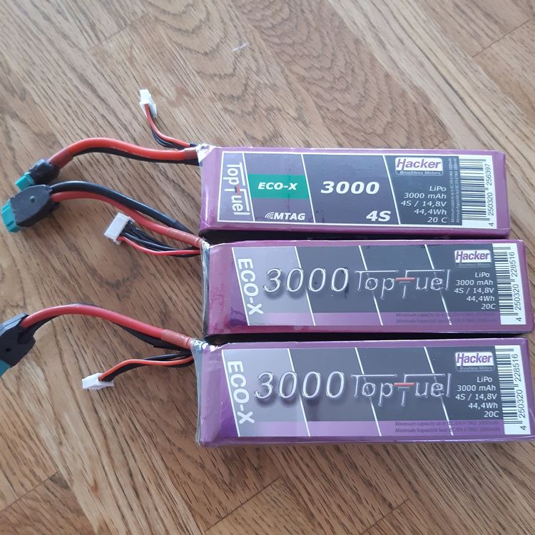 Hacker Lipo (Gebraucht) in Oberbipp für CHF 94 – mit Lieferung auf ...