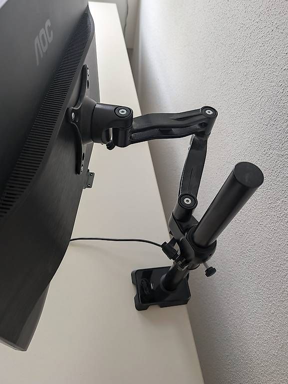 24" Full HD AOC e2460Sh inkl. Arctic Halterung mit USB Hub (Gebraucht ...