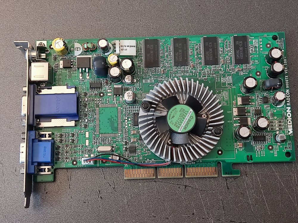 Medion MS-8906 ATI Radeon 9600 TX 128MB AGP Grafikkarte (Gebraucht) in ...