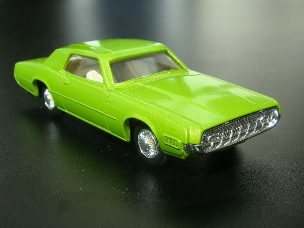 Dinky Atlas Ford Thunderbird Coupé Nr 1419 1:43 cool (Neu (gemäss ...