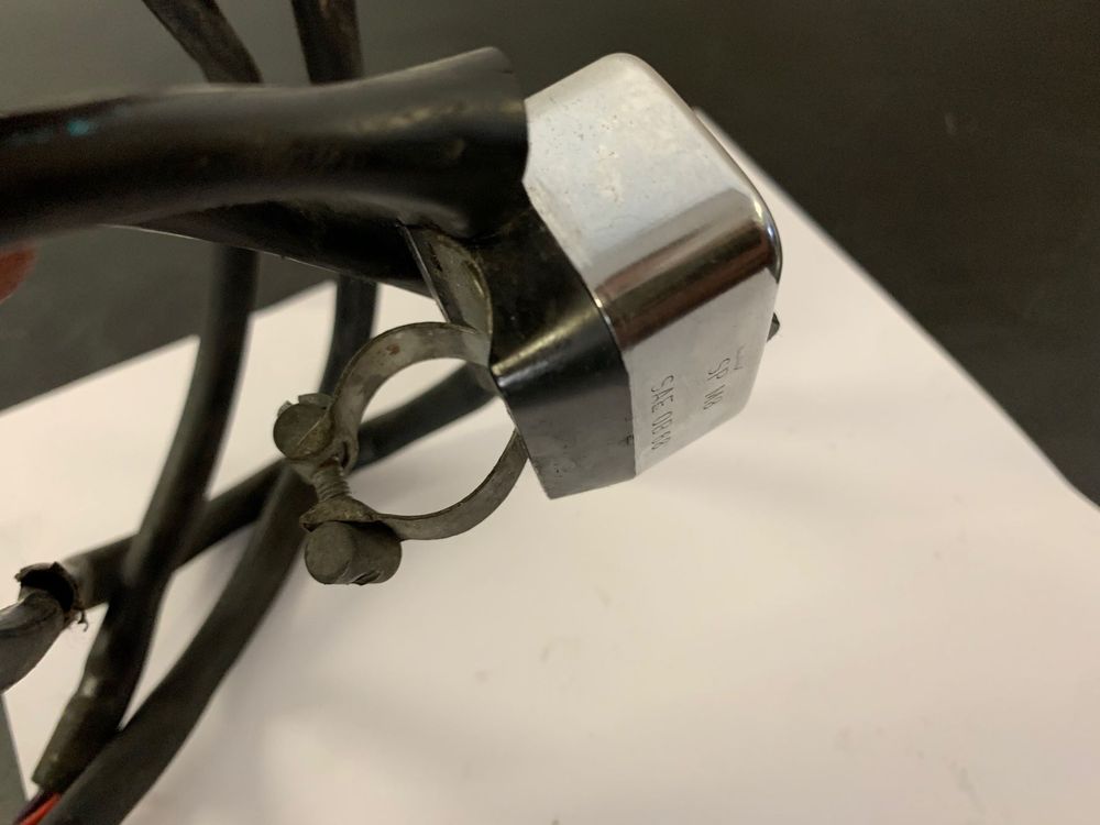 Interrupteur/Schalter CEV 169 SP M8 (Gebraucht) in Courtételle für CHF ...