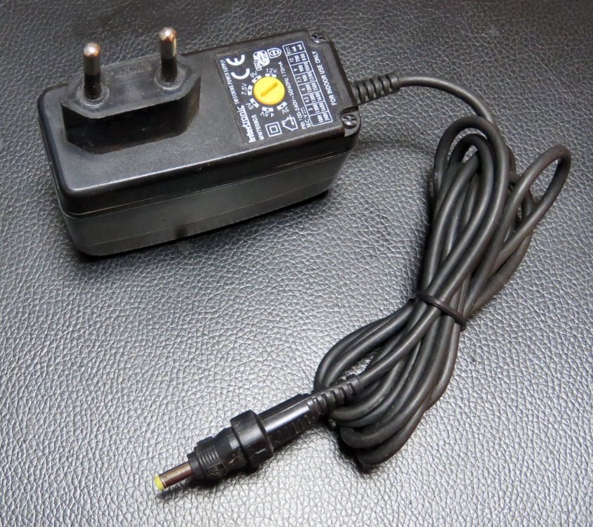 Intertronic Netzteil MW7E08GS 3 bis 12 V | Kaufen auf Ricardo