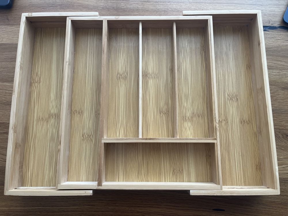 Besteckkasten aus Bambus, variable Größe (Gebraucht) in Zürich für CHF 1 – nur Abholung auf ...