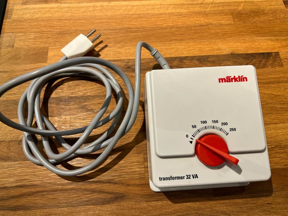 Märklin 6647- Transformer 32 VA (Gebraucht) in Buchrain für CHF 61 ...