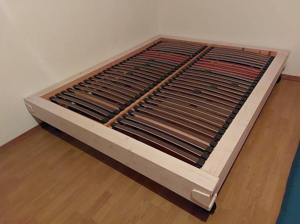 Livique Bett Kevin Massivholz inkl. Lattenrost Robusta (Gebraucht) in Oberbalm für CHF 190 – nur ...