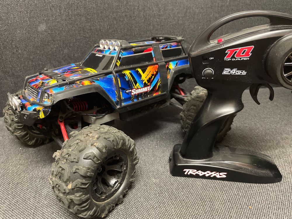 Traxxas Summit 1/16 inkl. LiPo Batterie und Ladegerät | Kaufen auf Ricardo