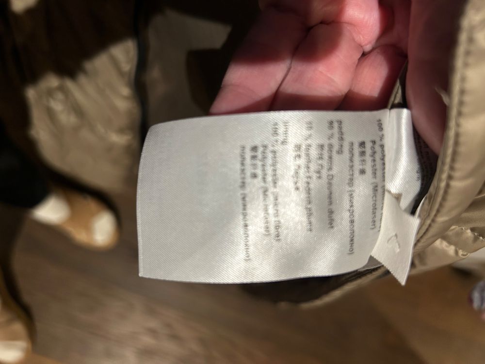 Marc Cain Daunenmantel, Grösse N2 Gold - Winter ist da! (Gebraucht) in ...